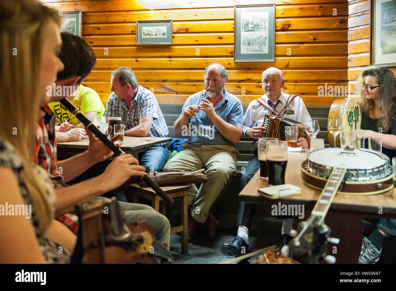 Ireland, County Galway, Inishbofin Island, pub, traditional music ...