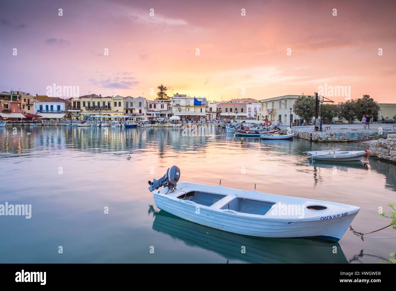 Greece, Crete, Rethymnon, old town, the old venitian harbour at dusk ...