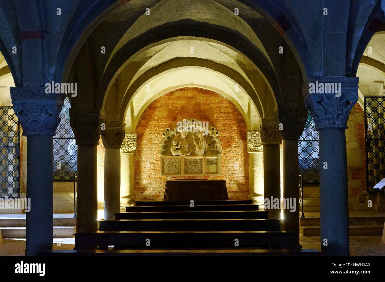 Italy, Lombardy, Pavia, Basilica di San Michele Maggiore, Crypt chapel ...