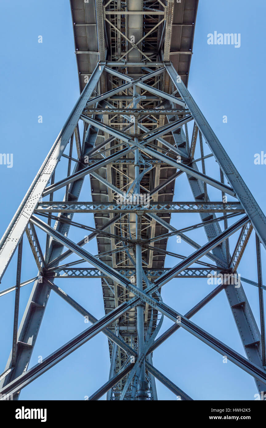 Bridge architecture hi-res stock photography and images - Alamy