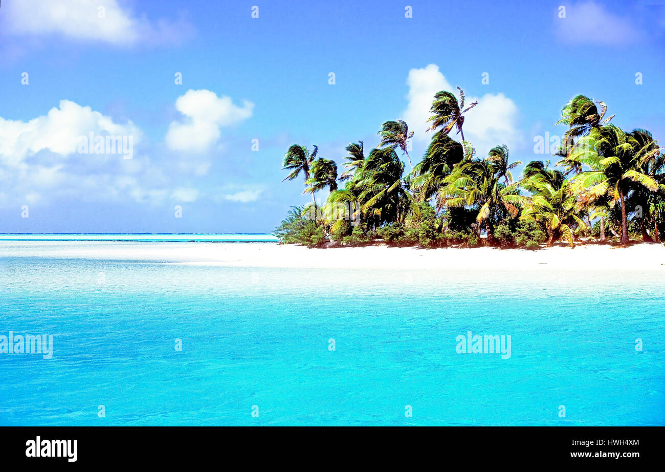 Aitutaki Lagoon, the Cook Islands in the south Pacific Ocean Stock ...