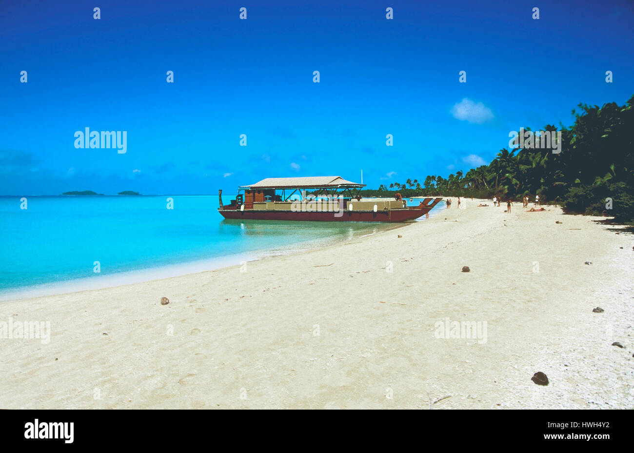 Aitutaki Lagoon, Cook Island in the south Pacific Ocean Stock Photo - Alamy