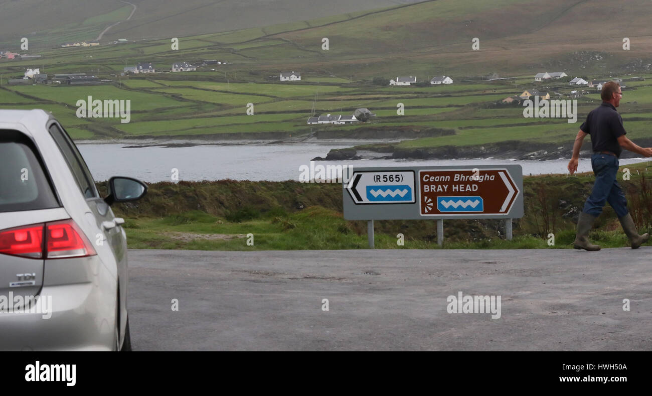 Irish road signs in kerry hi-res stock photography and images - Alamy