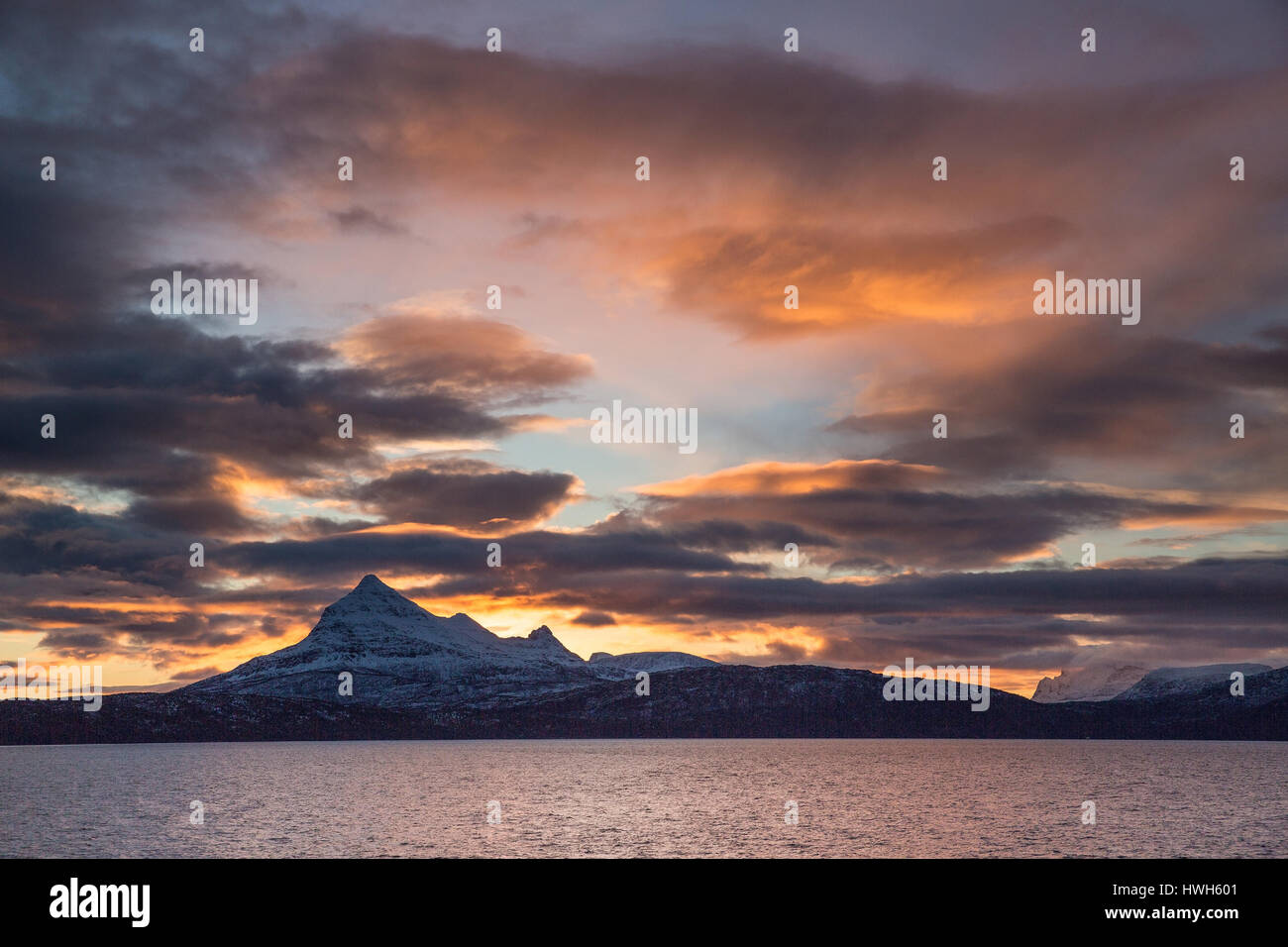 Daybreak over island Rolla, Norway, northern country, Rolla, island, V ...