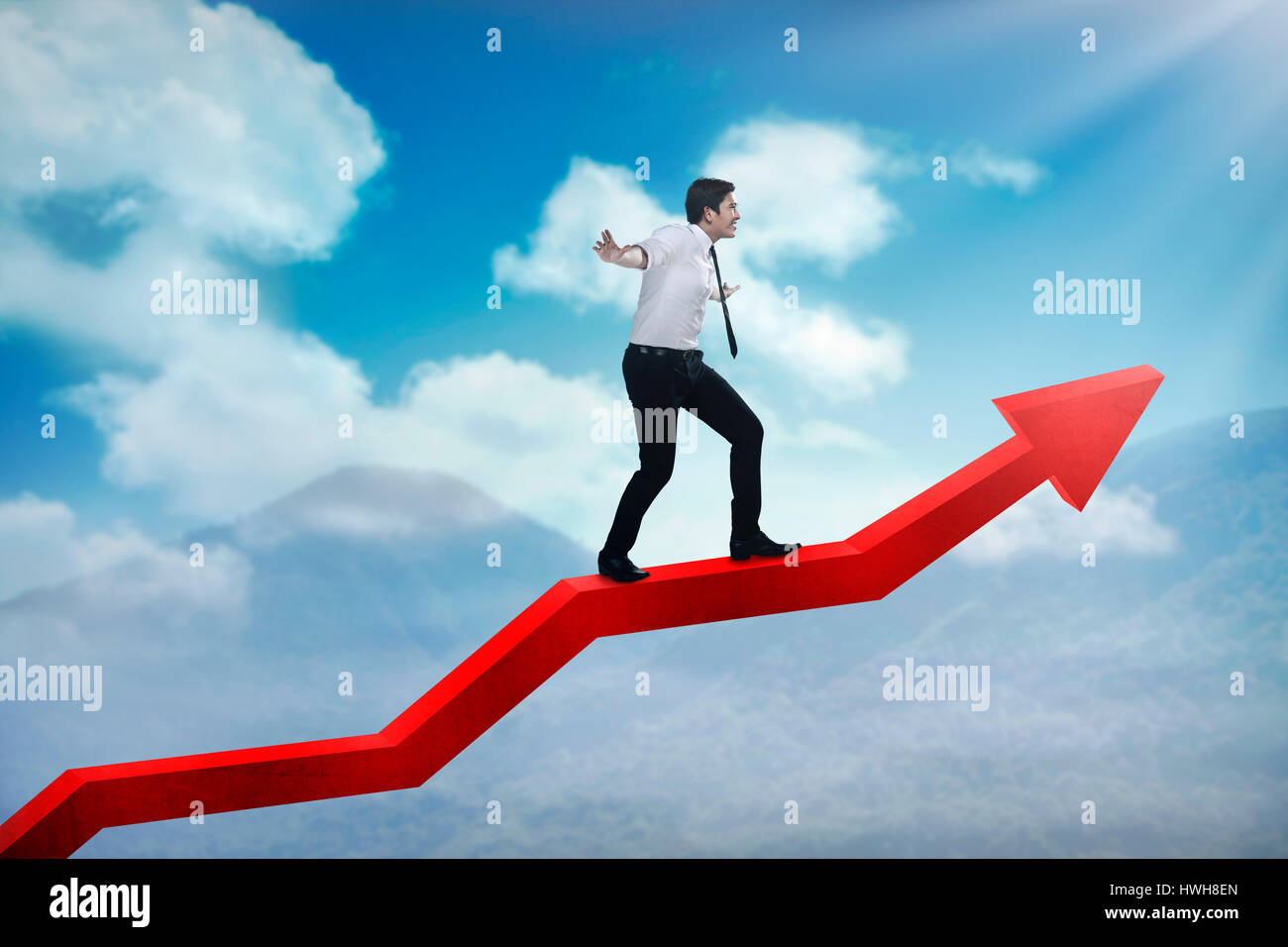 Increasing arrow hi-res stock photography and images - Alamy