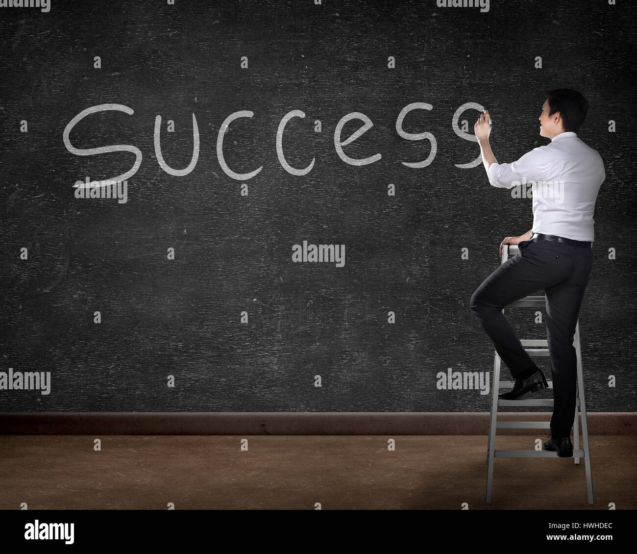 Scientist at black board hi-res stock photography and images - Alamy