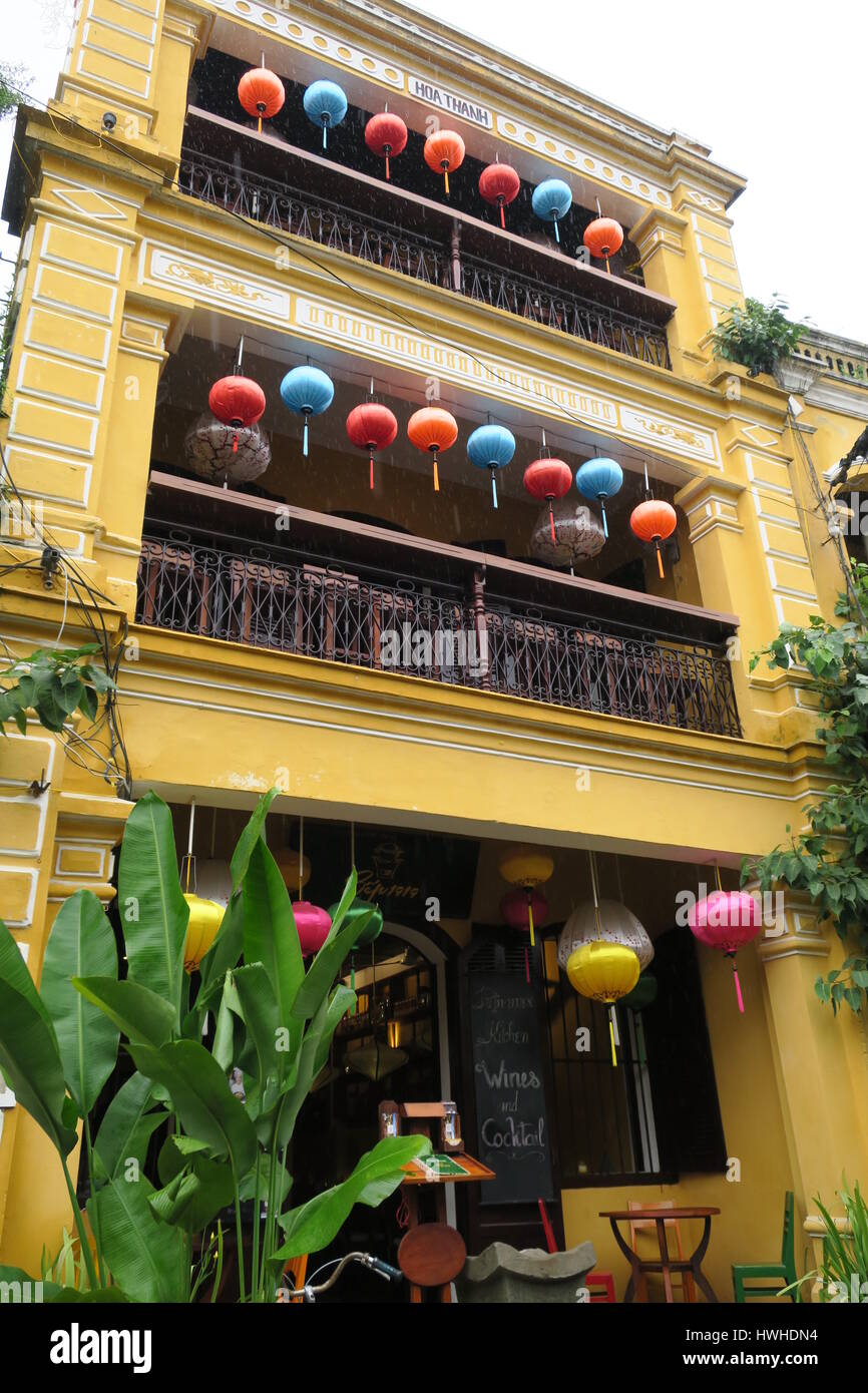 Street view with old houses in Hoi An ancient town, UNESCO world ...