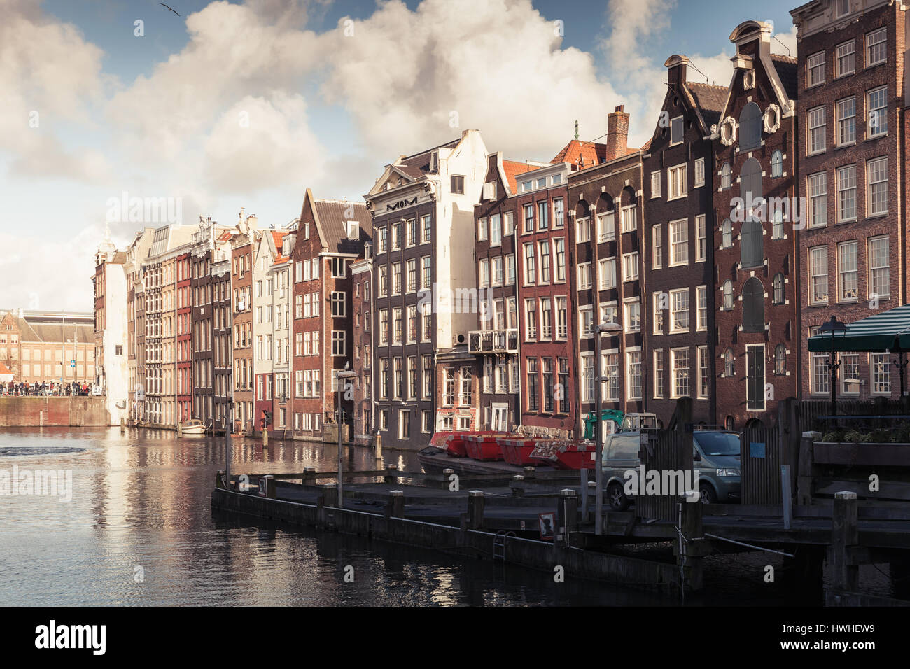 Dutch traditional style building hi-res stock photography and images ...