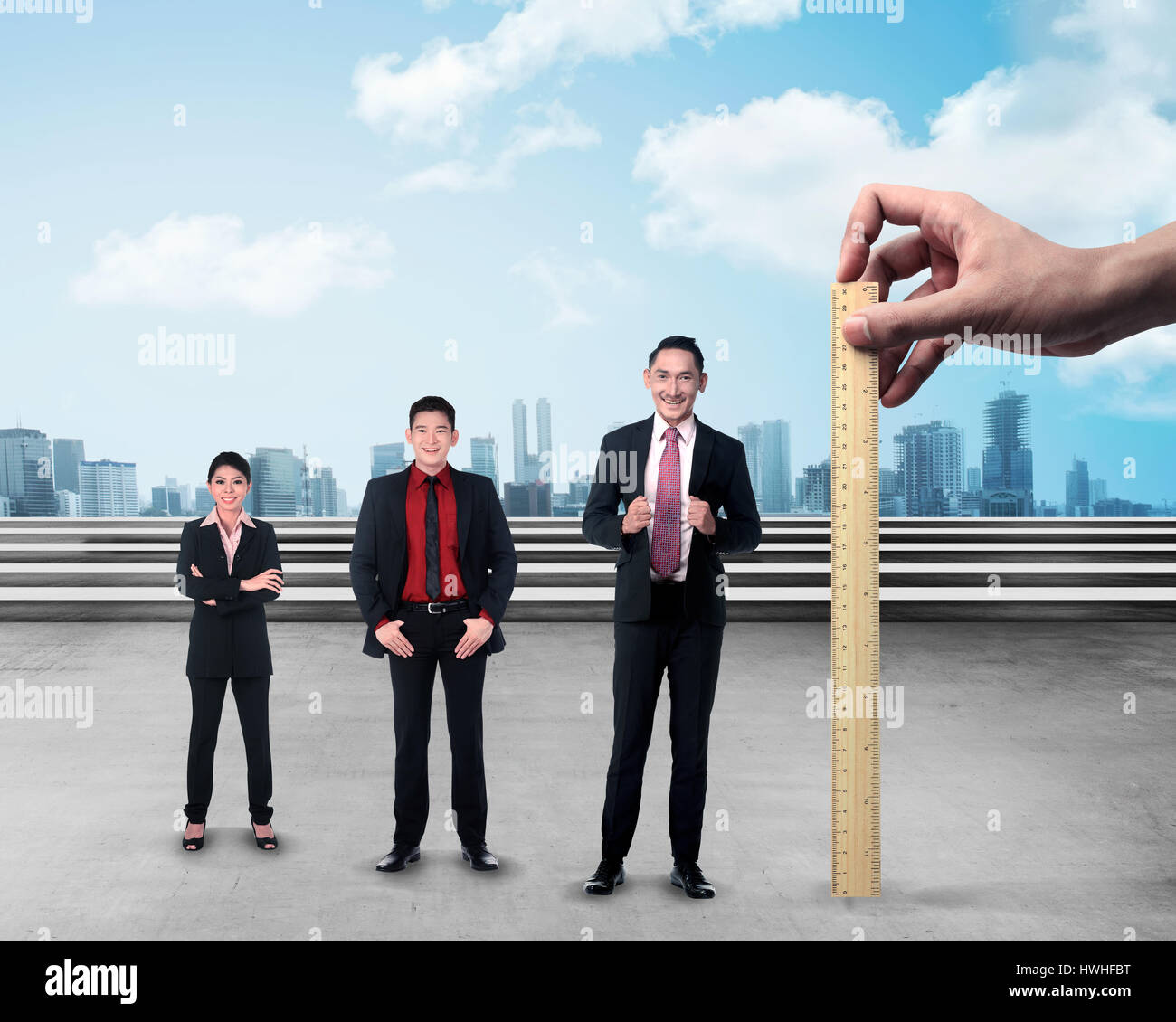 Measuring human hand with ruler hi-res stock photography and images - Alamy