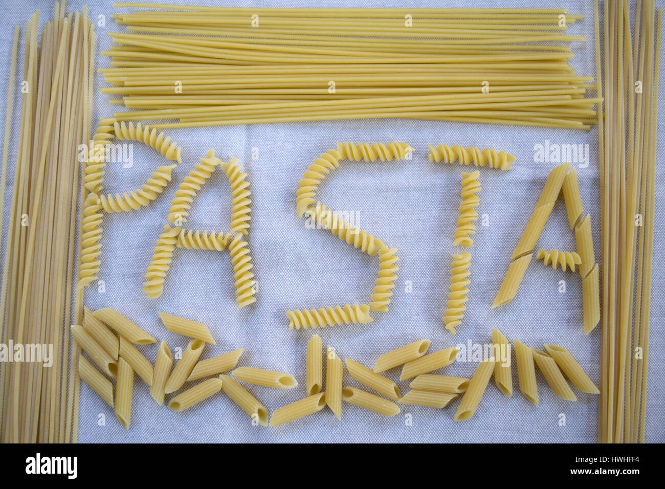 Short pasta composition hi-res stock photography and images - Alamy