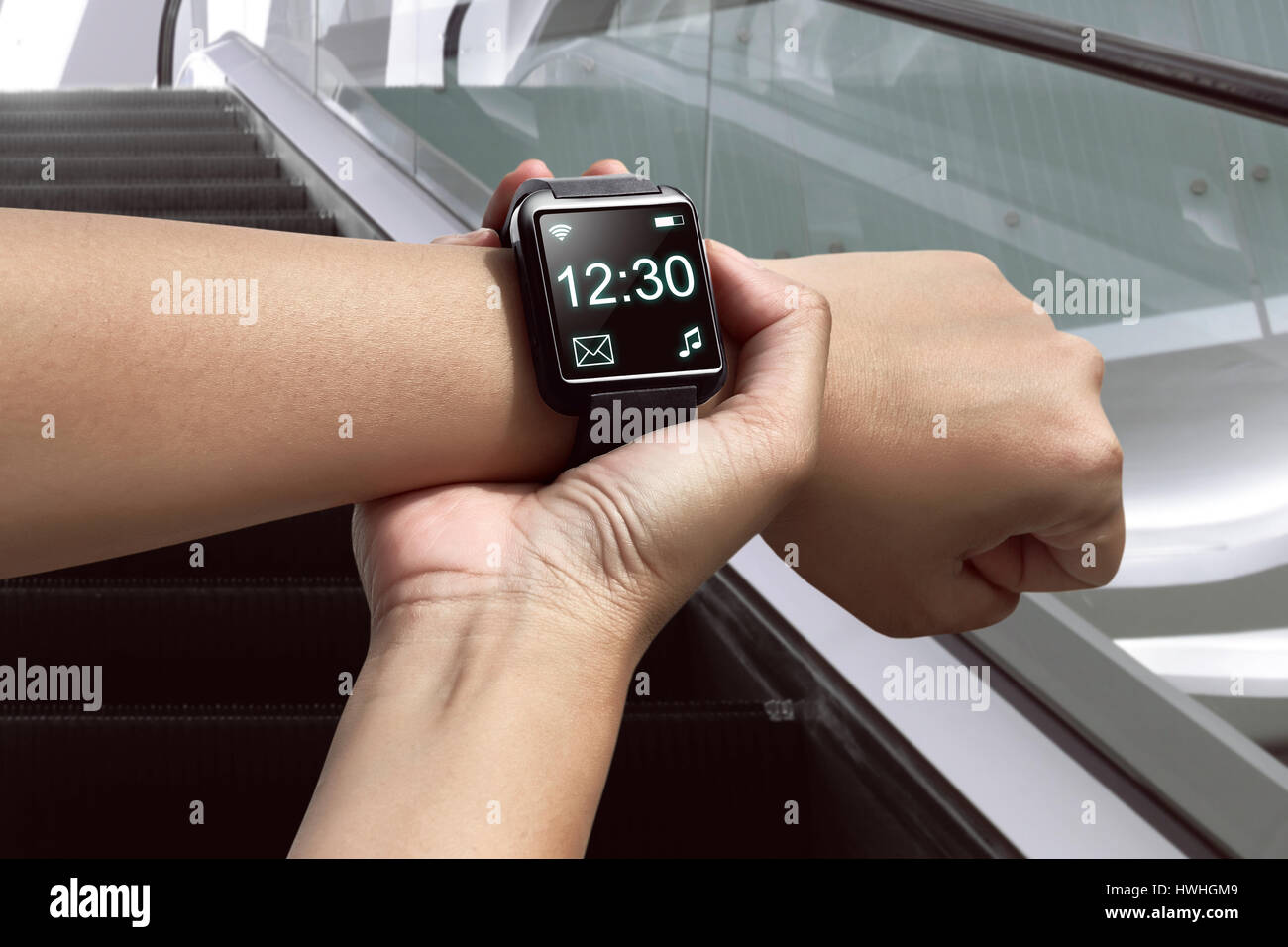 Gadget technology hi-res stock photography and images - Alamy