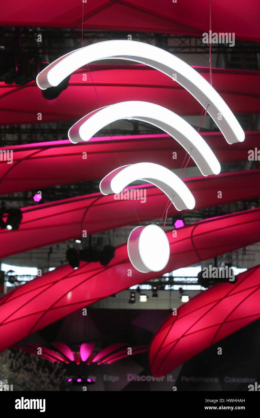 Lan technology company logo hi-res stock photography and images - Alamy