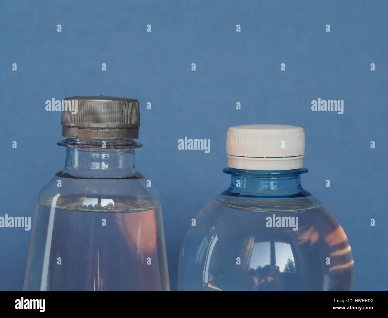 Two bottles of water hi-res stock photography and images - Alamy