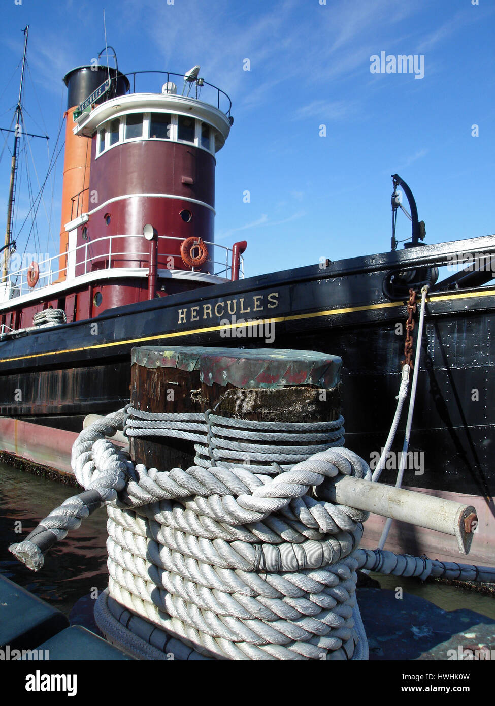The Tugboat Hercules in San Francisco California Stock Photo - Alamy