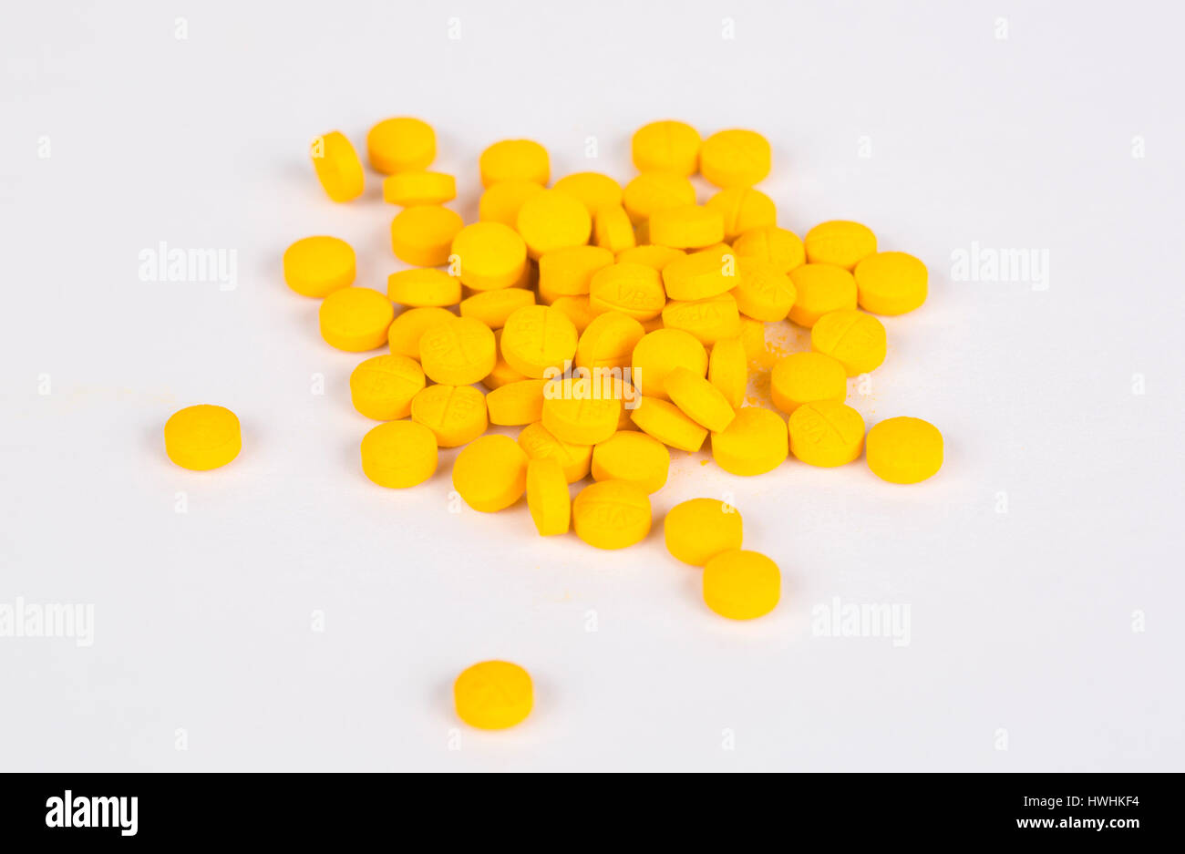 Vitamin B pills closeup on the white background Stock Photo - Alamy