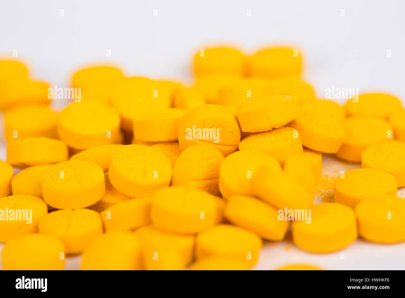 Vitamin B pills closeup on the white background Stock Photo - Alamy