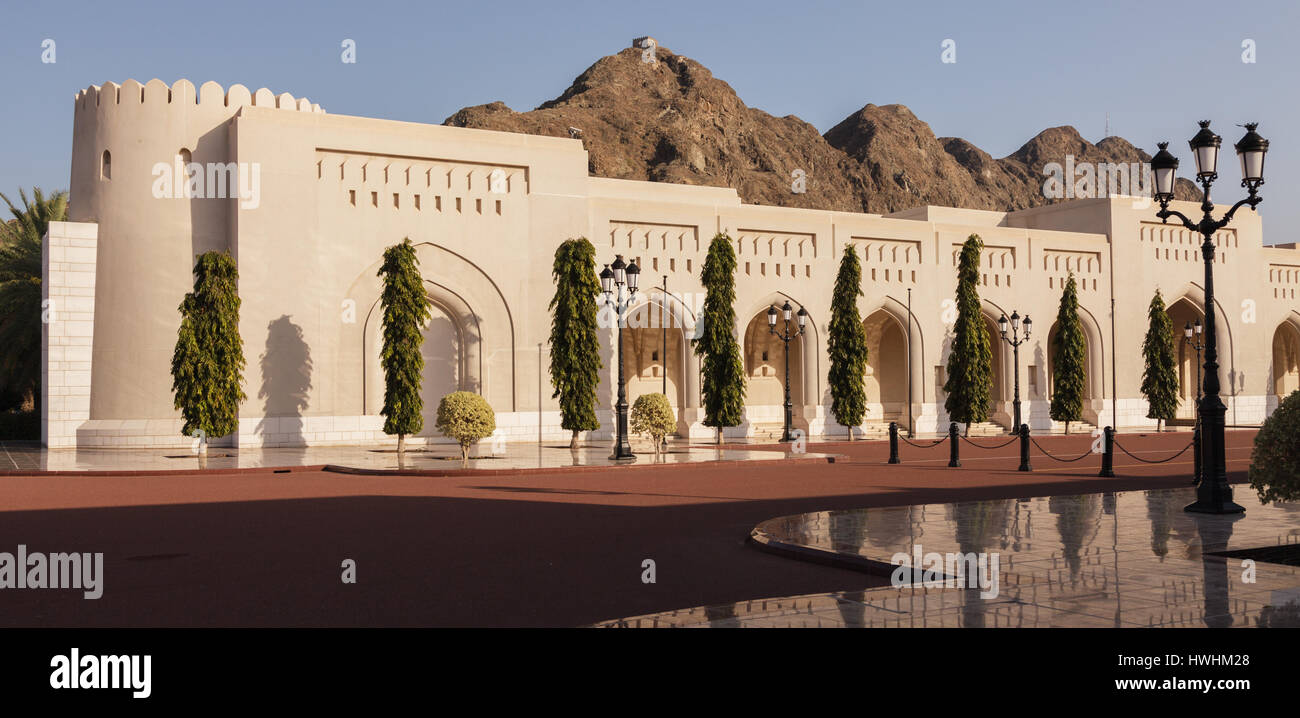 Al Alam Palace, Muscat Stock Photo - Alamy