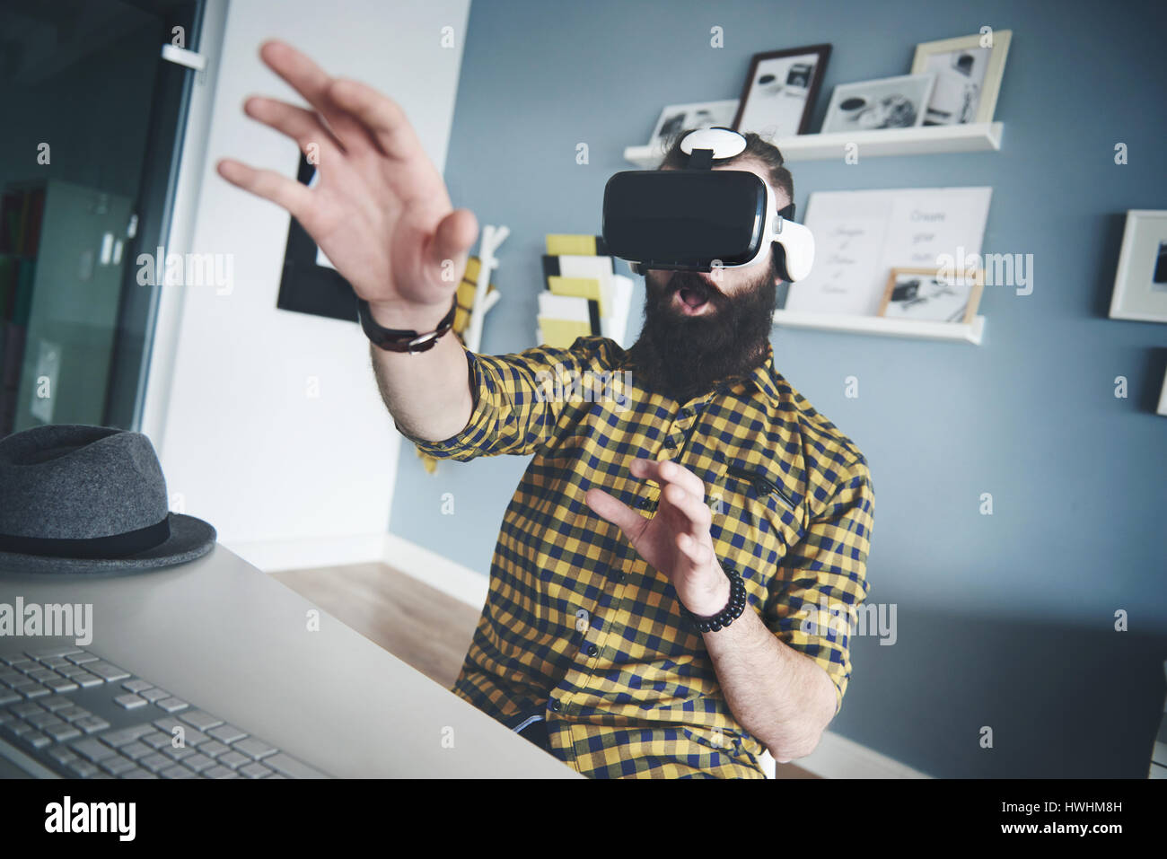 3d eyeglasses reality technology hi-res stock photography and images ...