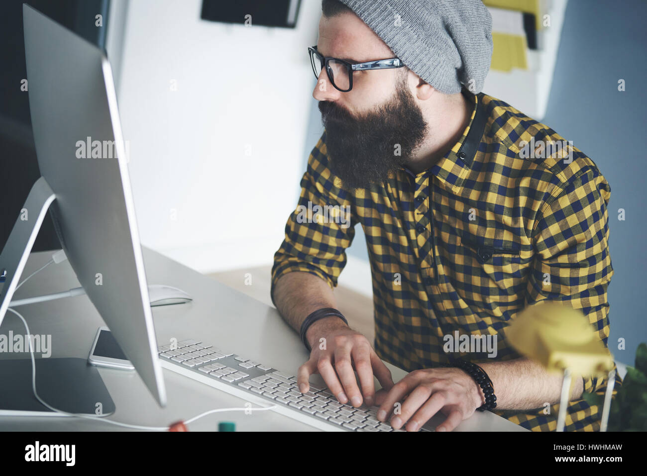 3d man sitting table working hi-res stock photography and images - Alamy