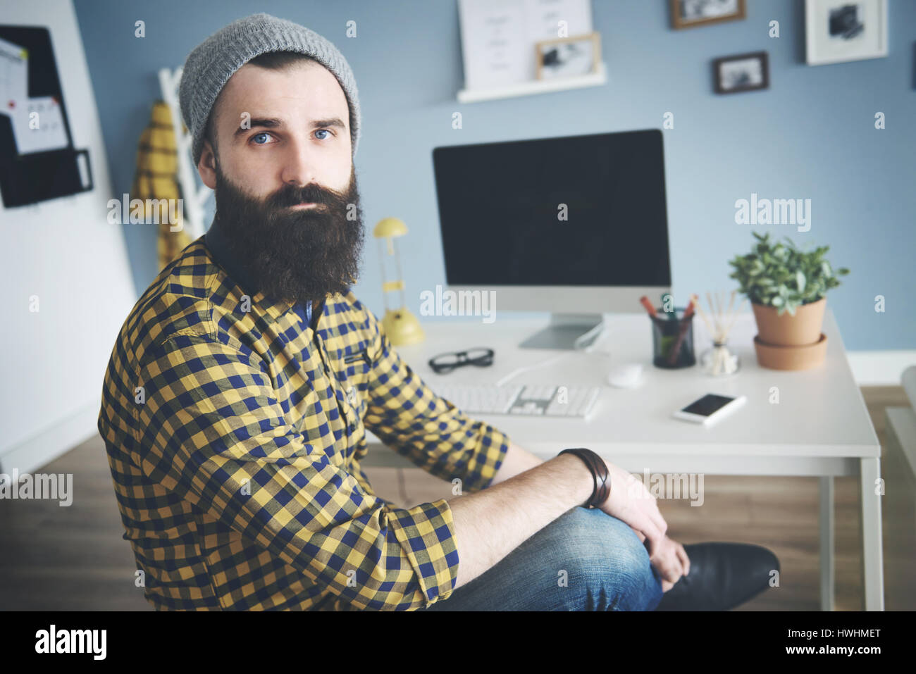 Man in charge hi-res stock photography and images - Alamy