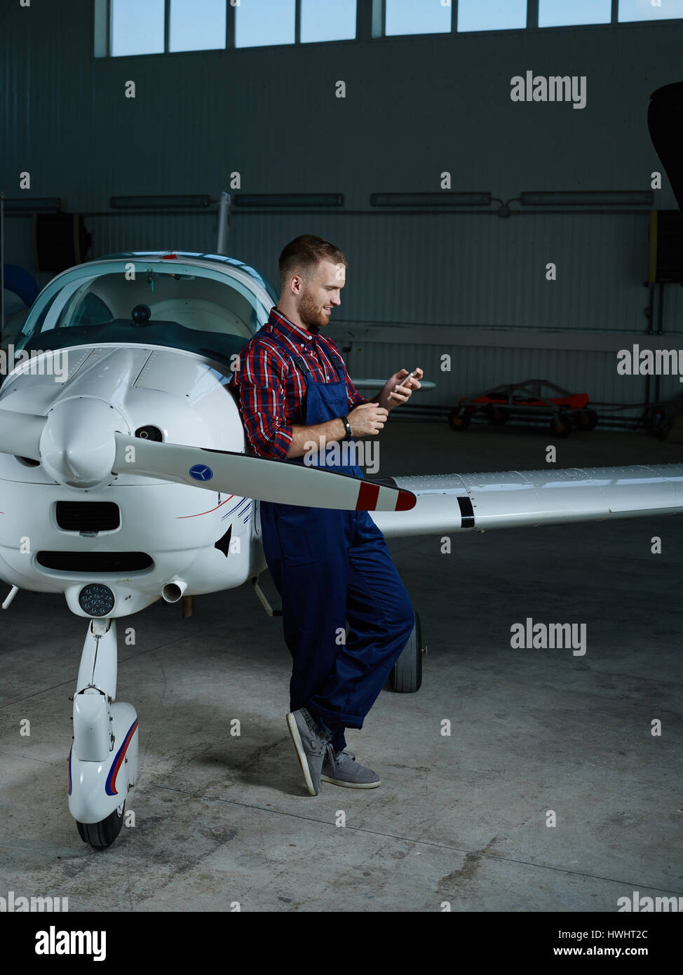 Mobile aircraft maintenance hi-res stock photography and images - Alamy
