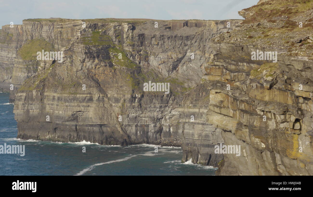 Waves cliffs of moher hi-res stock photography and images - Alamy