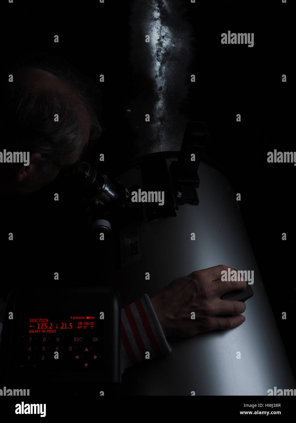 Astronomer computer hi-res stock photography and images - Alamy