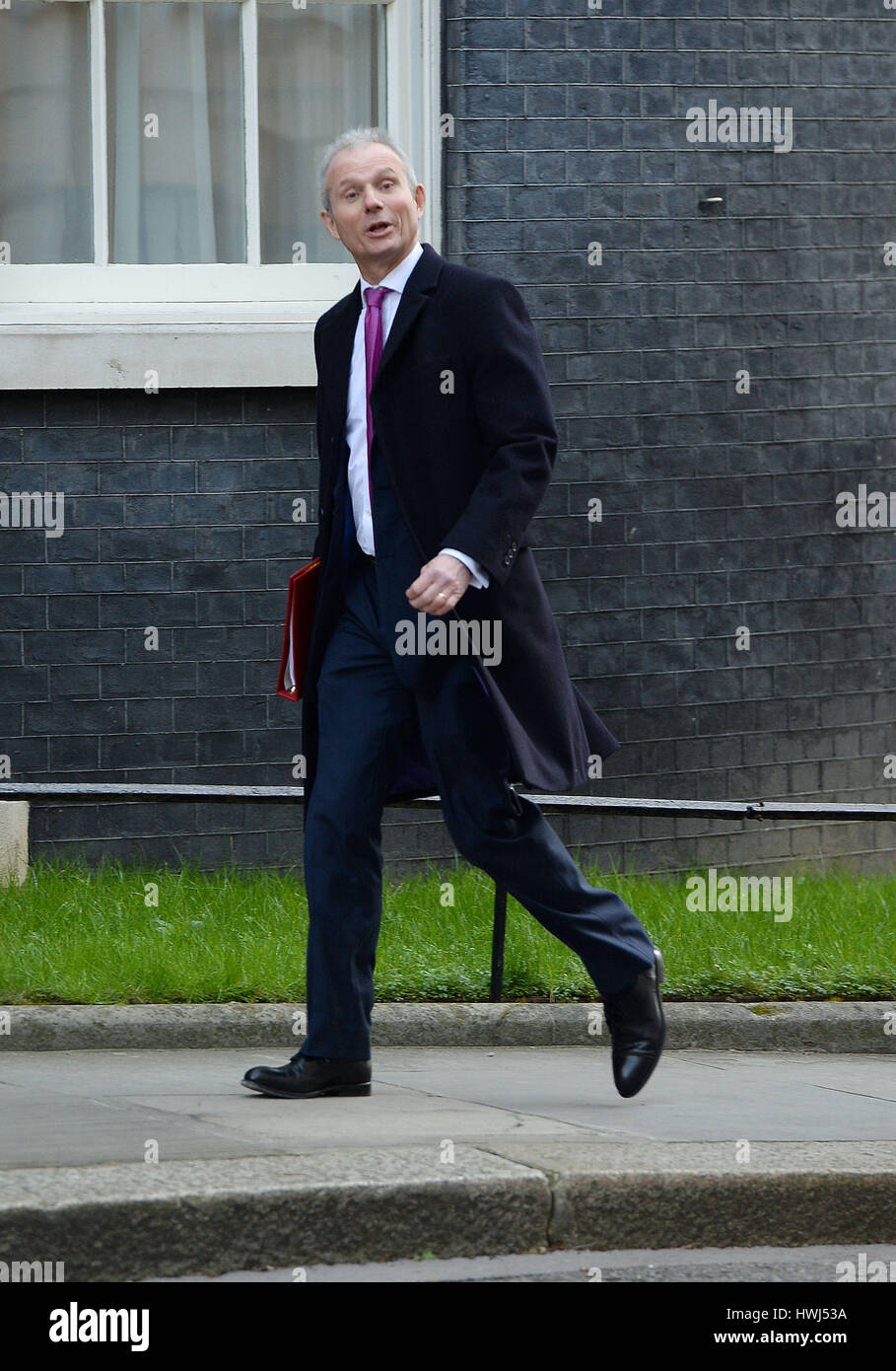 Leader of the House of Commons, David Lidington, arriving at 10 Downing ...