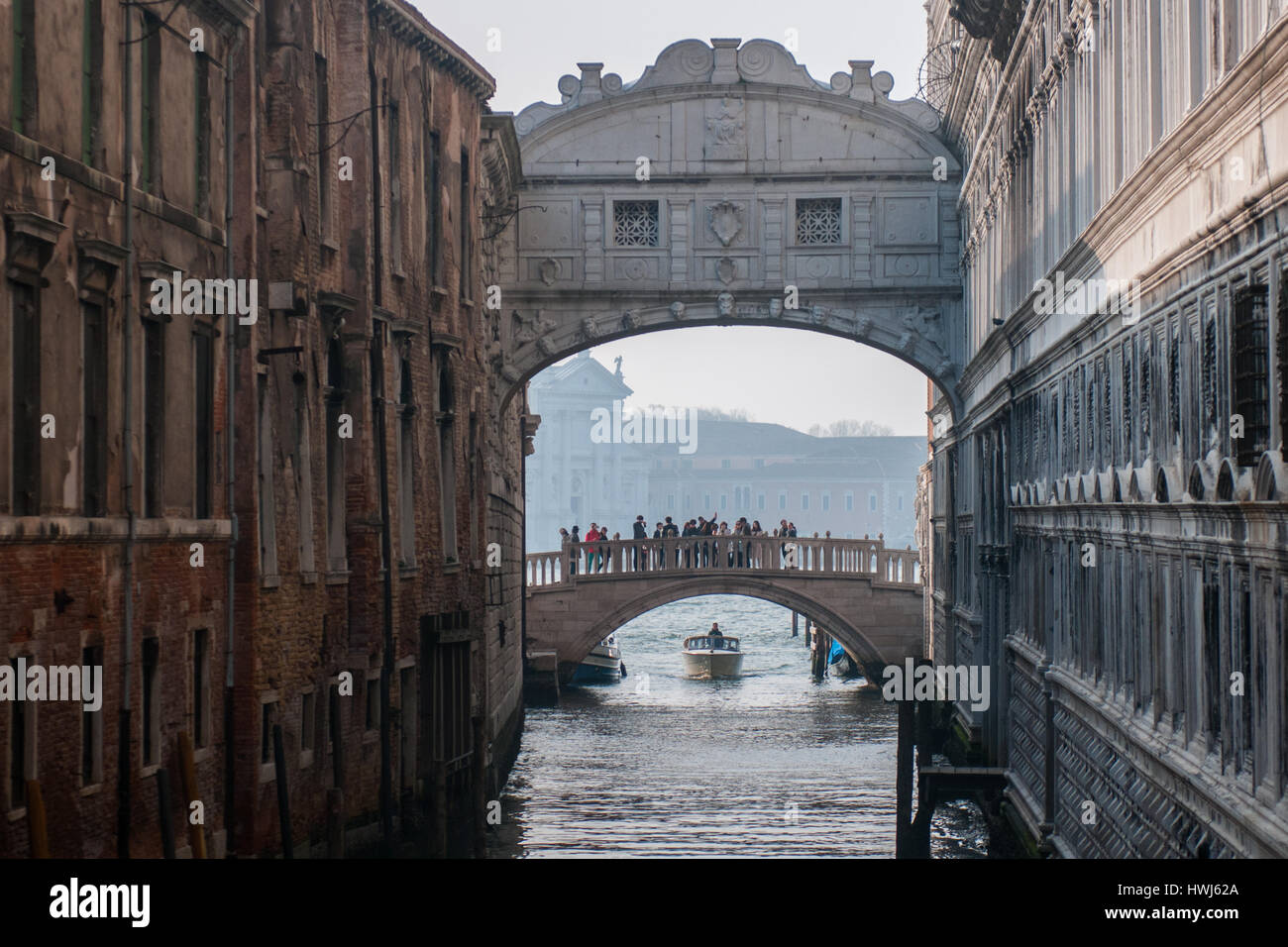 A view of the Bridge of Sights in Venice Stock Photo - Alamy