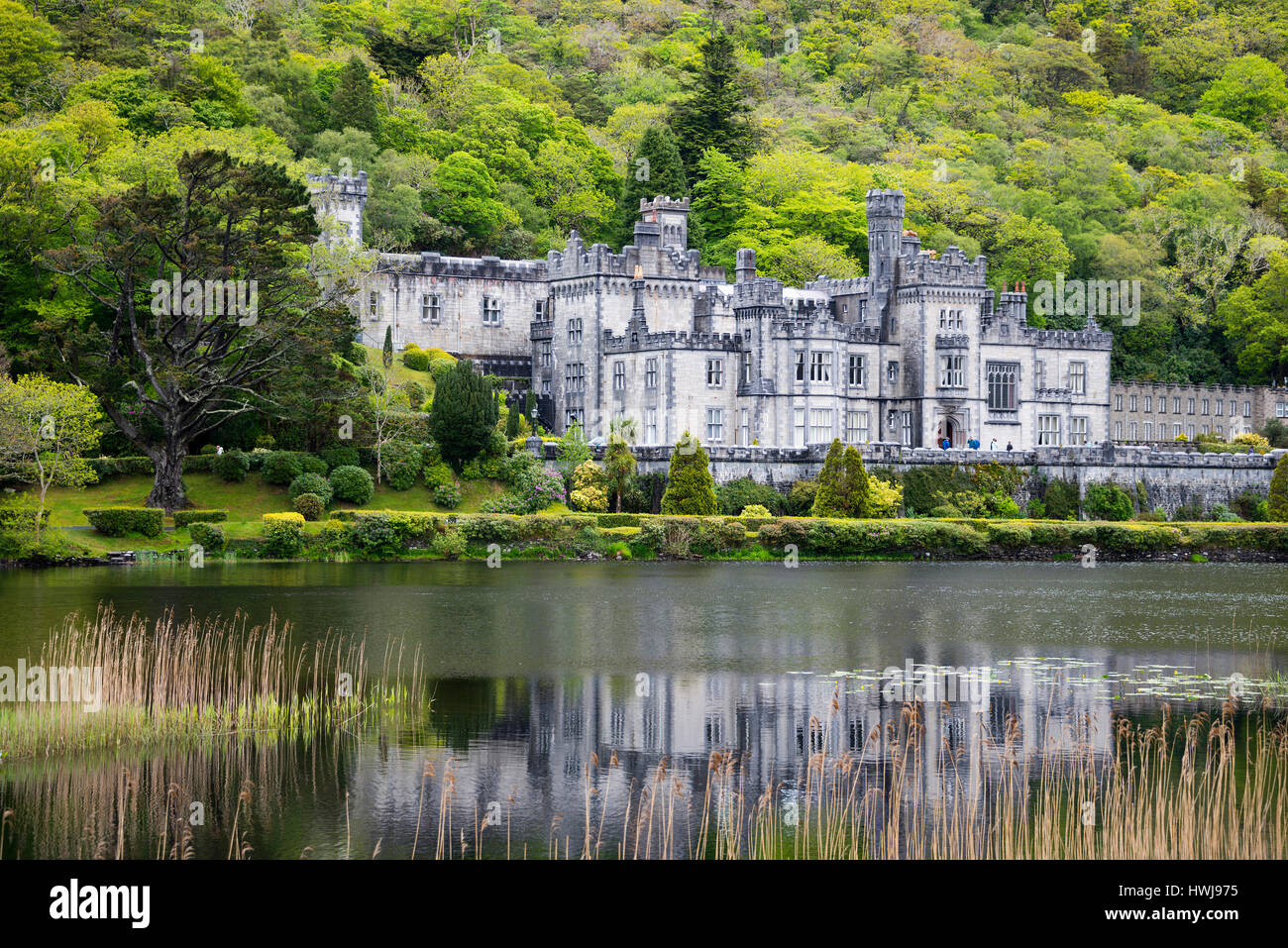 Kylemore Abbey, Connemara, County Galway, Ireland Stock Photo - Alamy