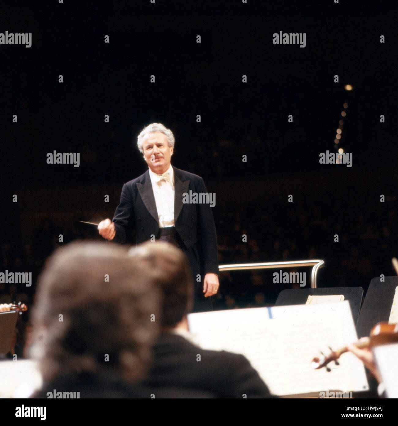 Conductor sir colin davis hi-res stock photography and images - Alamy