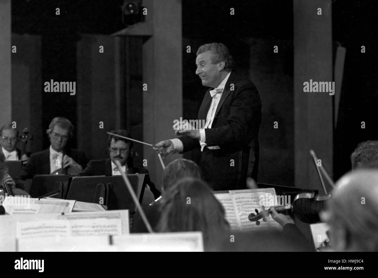 Britischer Dirigent Sir Colin Rex Davis und das Symphonieorchester des ...