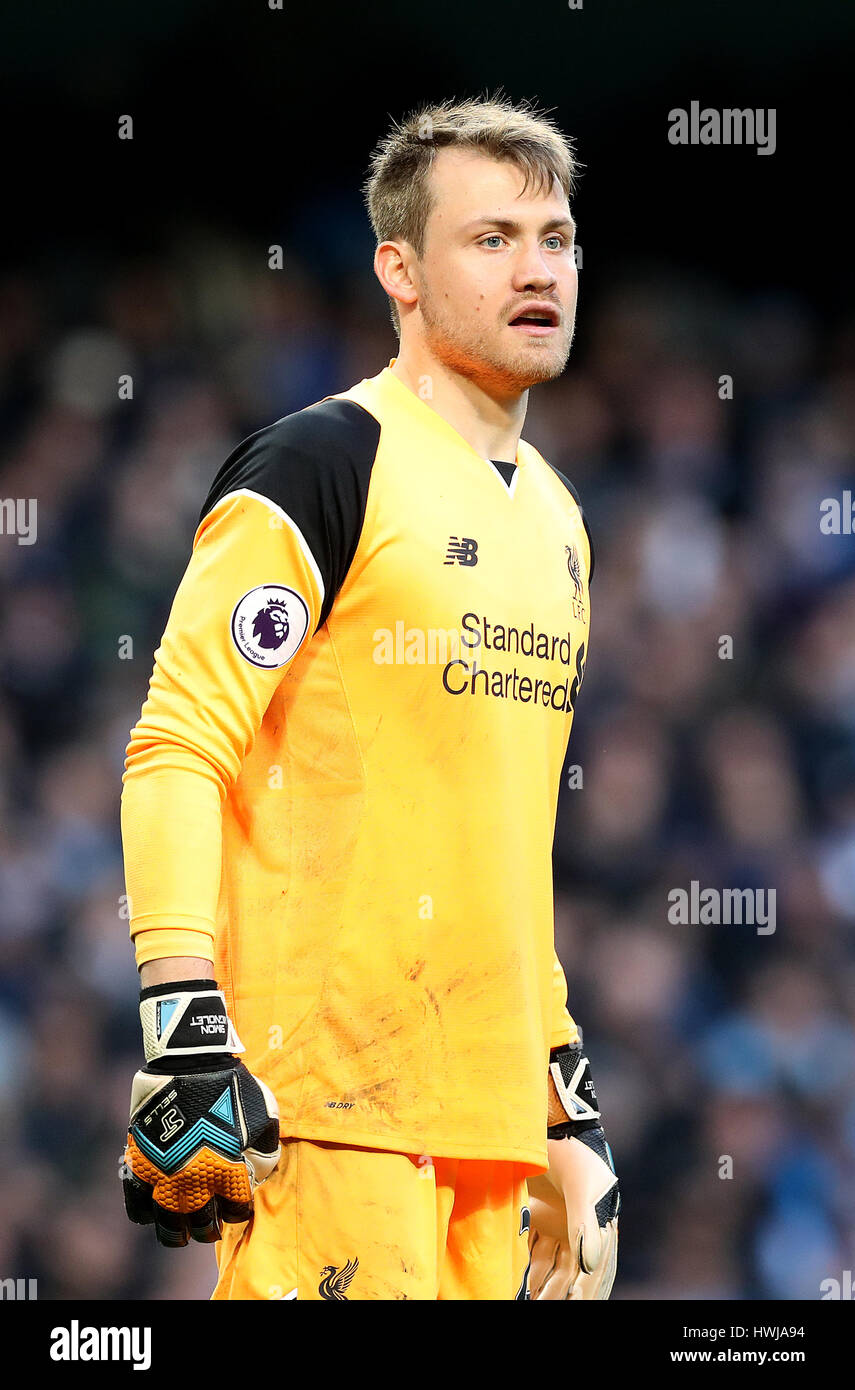 Liverpool goalkeeper Simon Mignolet Stock Photo - Alamy