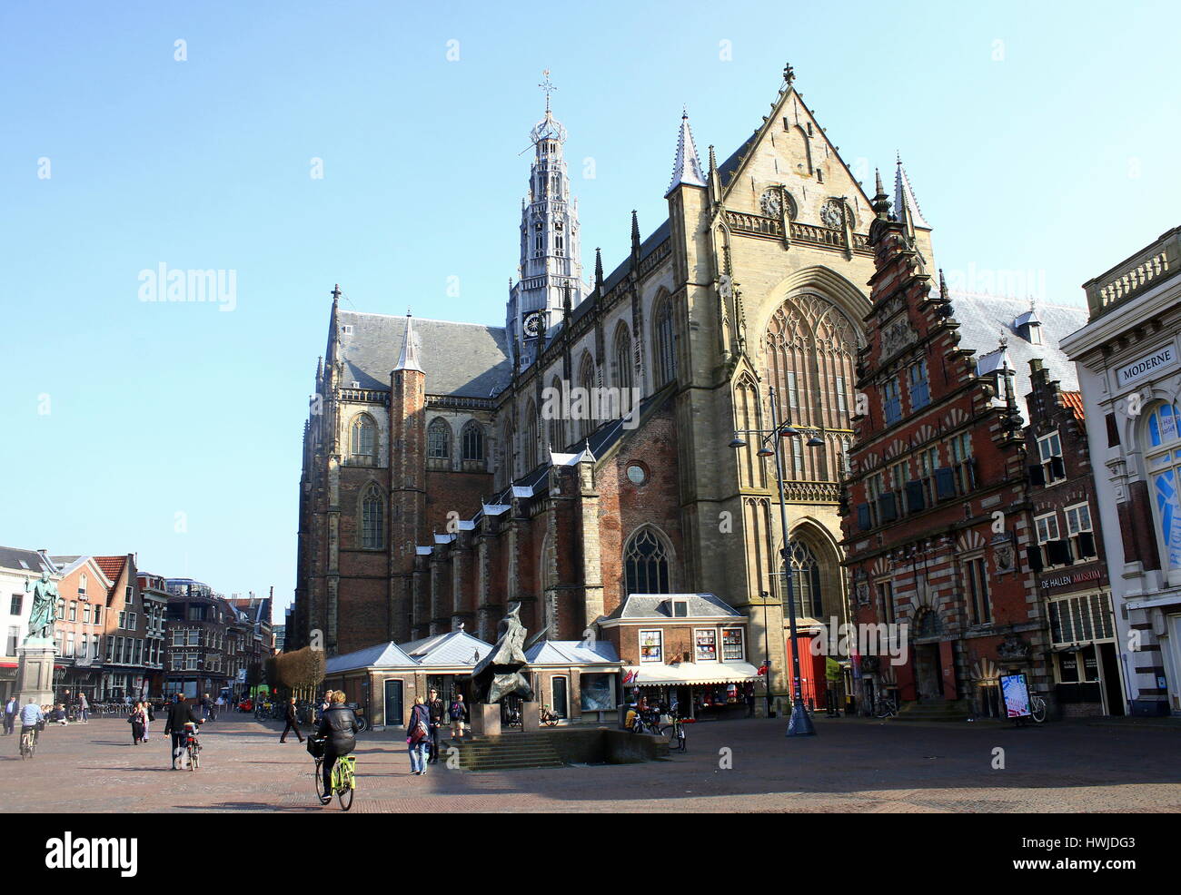 Central market square hi-res stock photography and images - Alamy