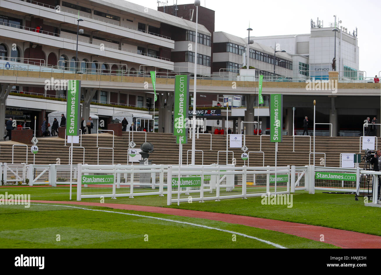 Cheltenham racecourse view hi-res stock photography and images - Alamy