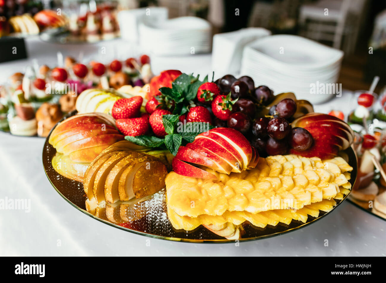 Different fruits hi-res stock photography and images - Alamy
