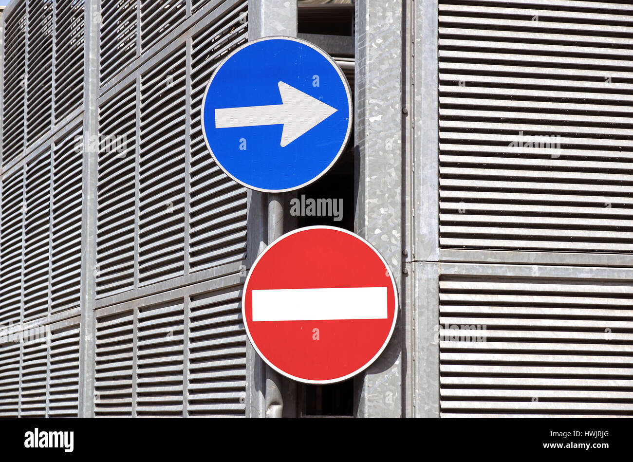 arrow signal and no entry Stock Photo - Alamy