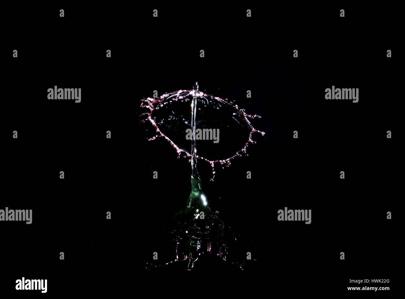 Particle collision liquid hi-res stock photography and images - Alamy