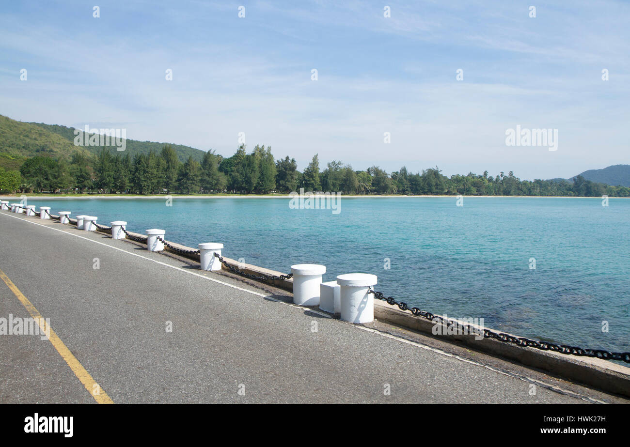 Road side beach view background hi-res stock photography and images - Alamy