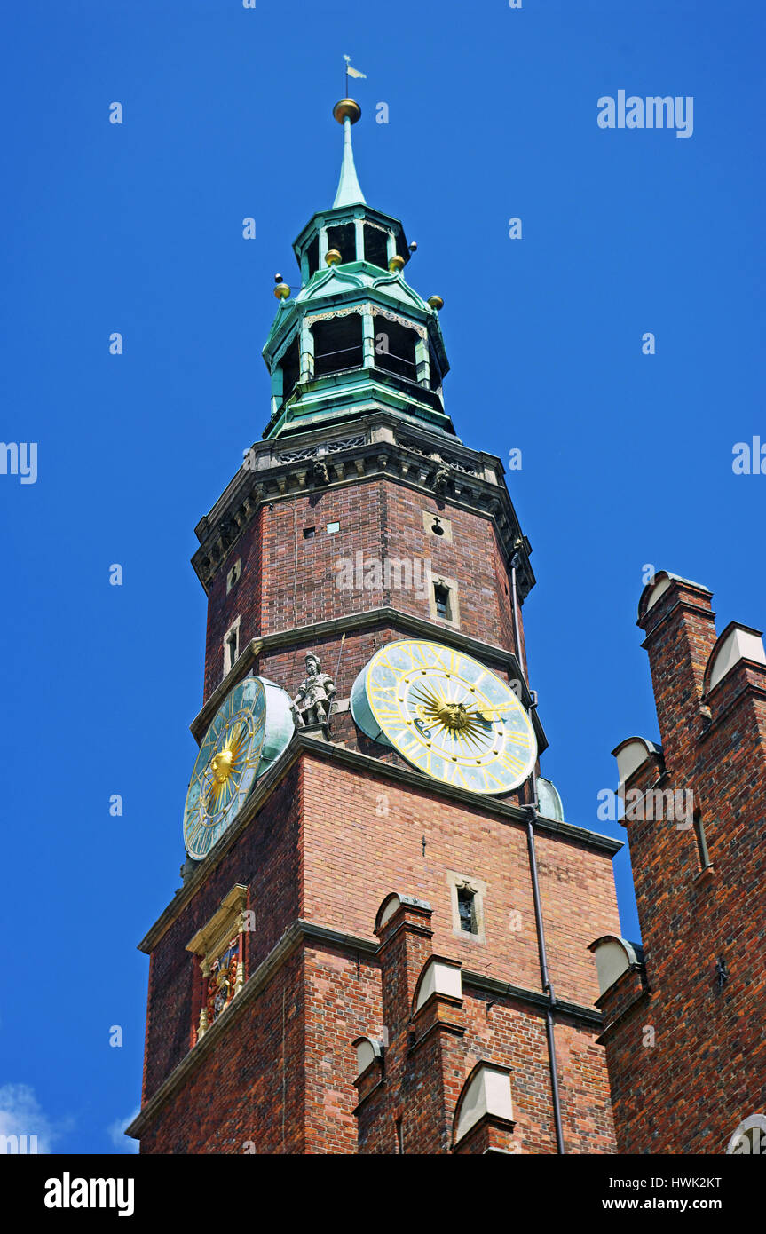 Market square clock tower hi-res stock photography and images - Alamy