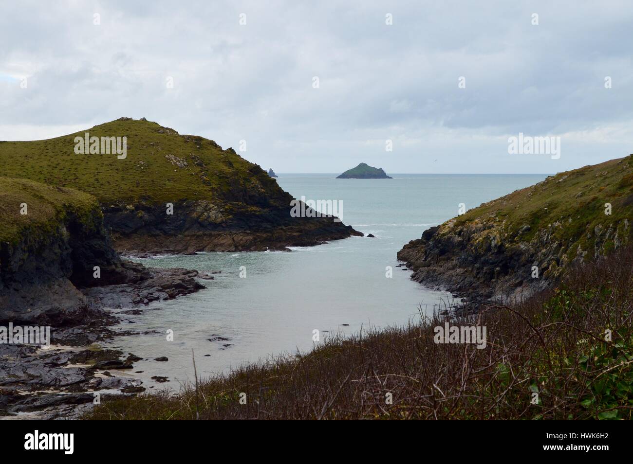 Entrance to Port Quin Harbour Stock Photo - Alamy