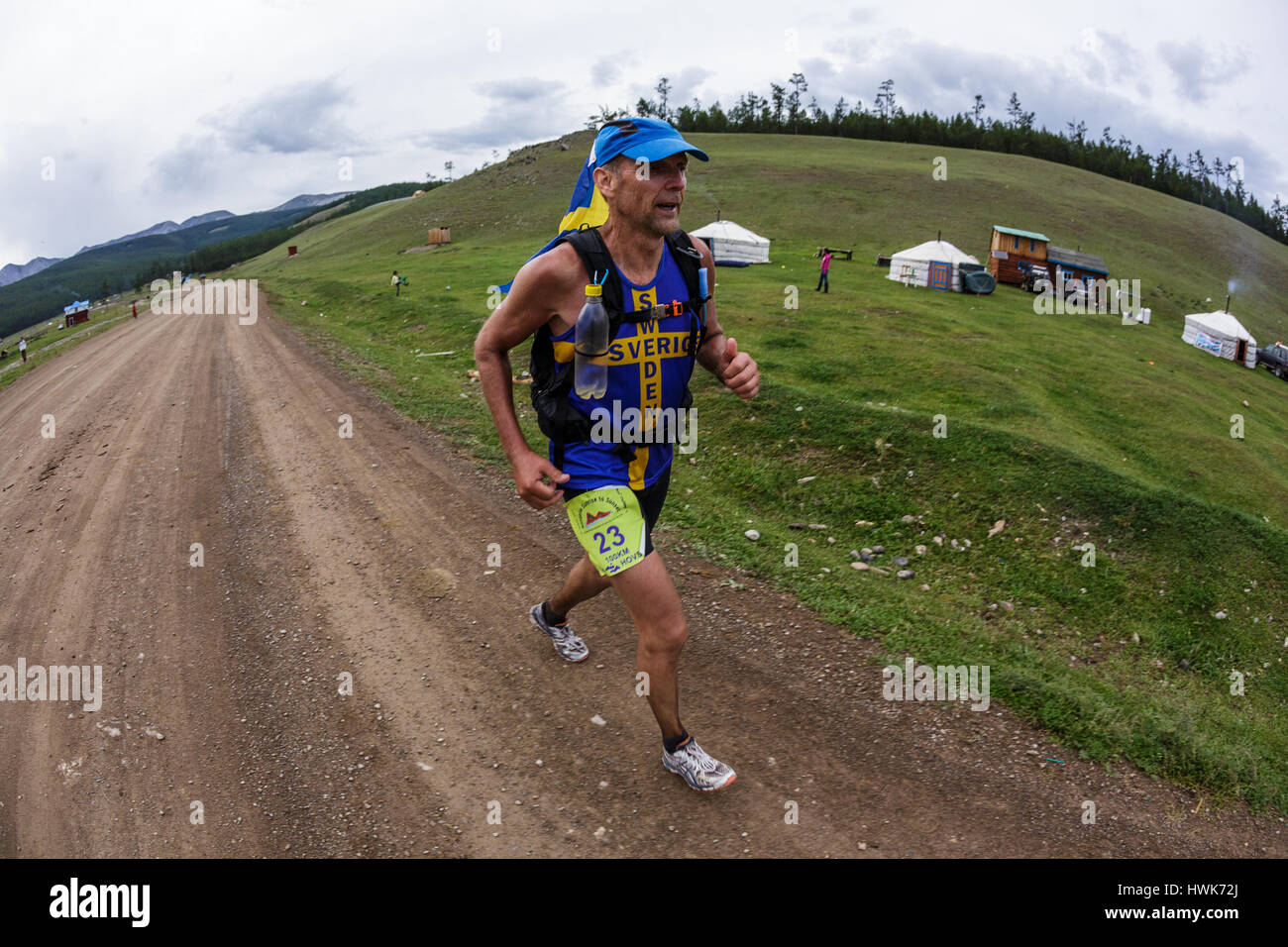 100 km runner hi-res stock photography and images - Alamy