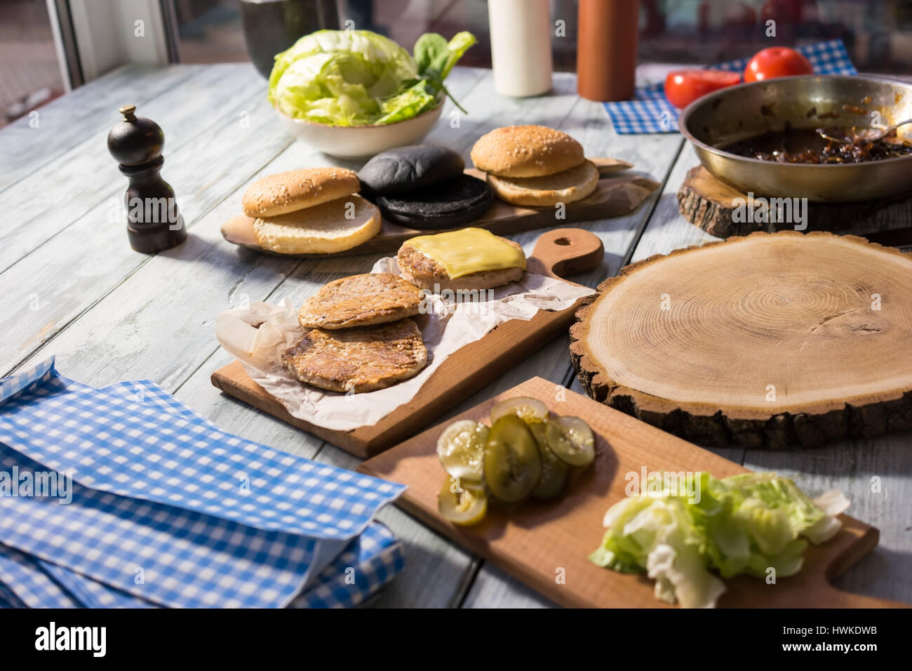 Hamburger ingredients restaurant menu hi-res stock photography and ...