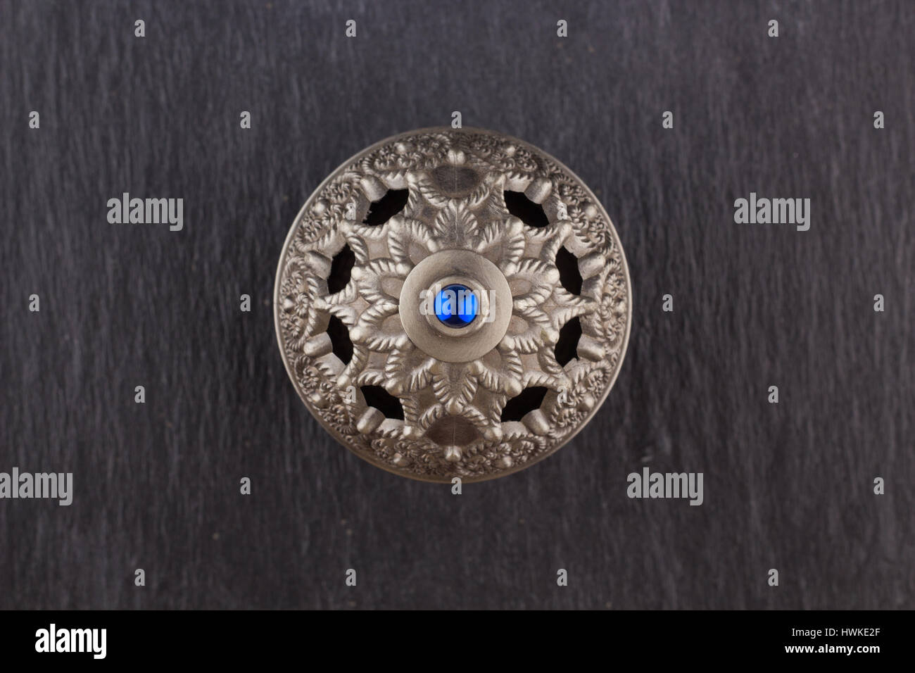 Silver Oriental Artistic Arabian Oud Perfume / Arabian Oud Perfume with ...