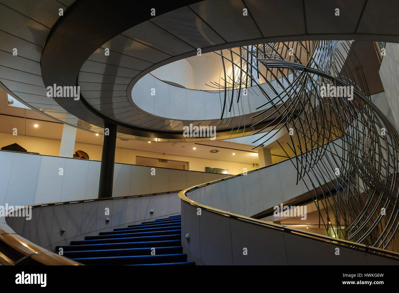 Tree of nations hi-res stock photography and images - Alamy