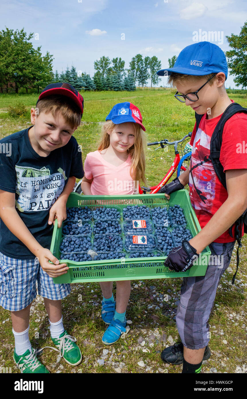 Polish boys hi-res stock photography and images - Alamy