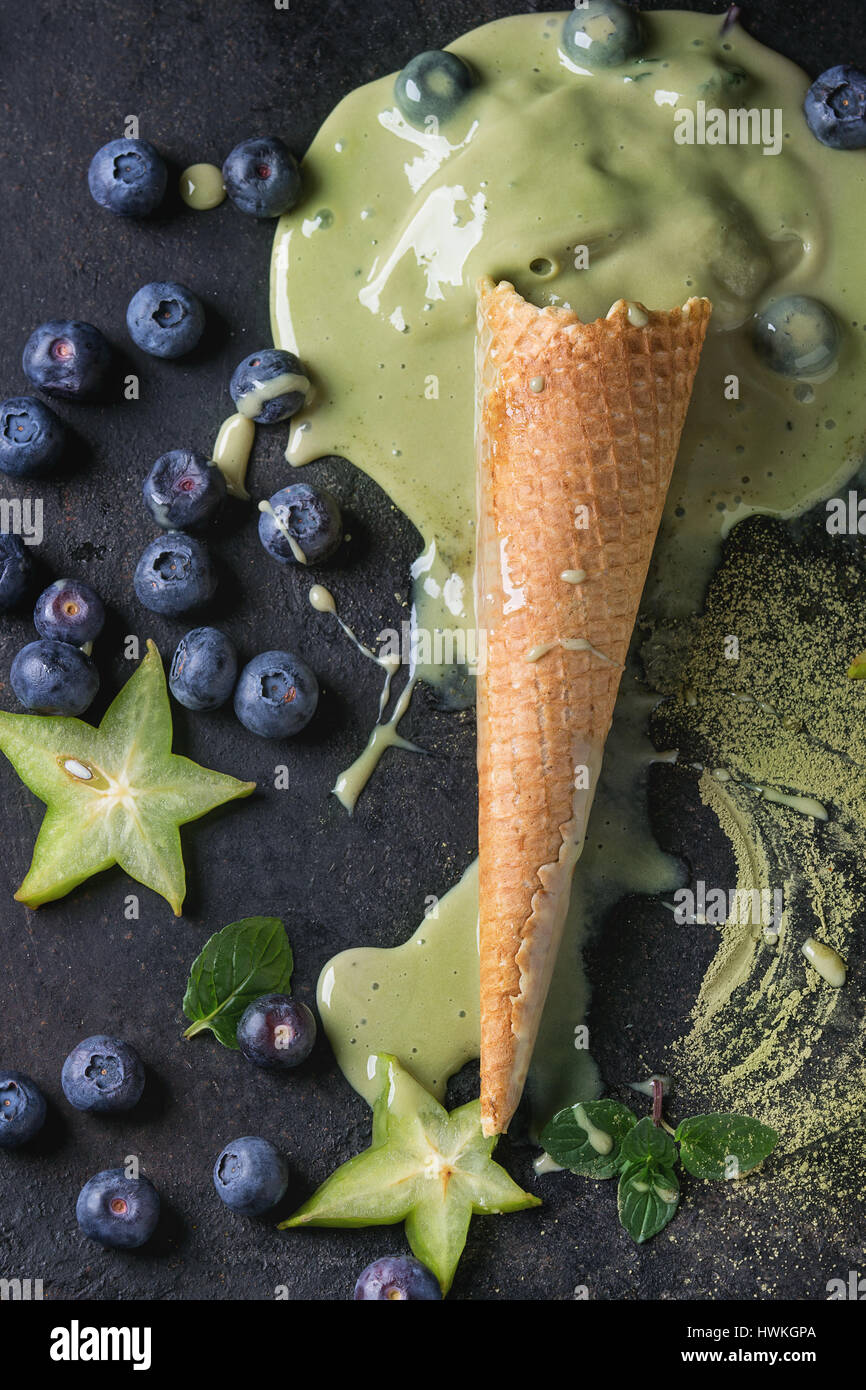 Elastic ice cream hi-res stock photography and images - Alamy