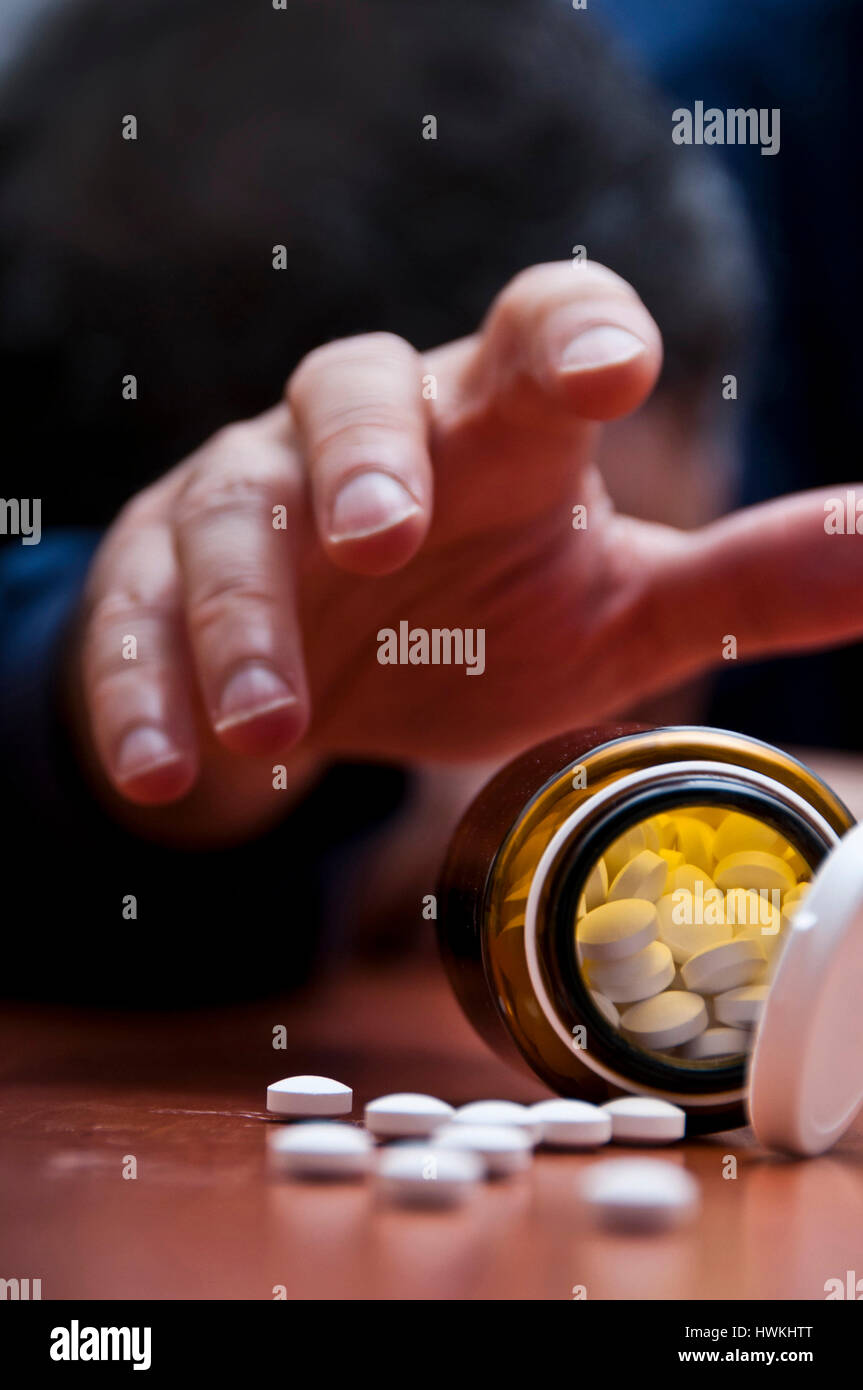 Pharmaceuticals and drugs hi-res stock photography and images - Alamy