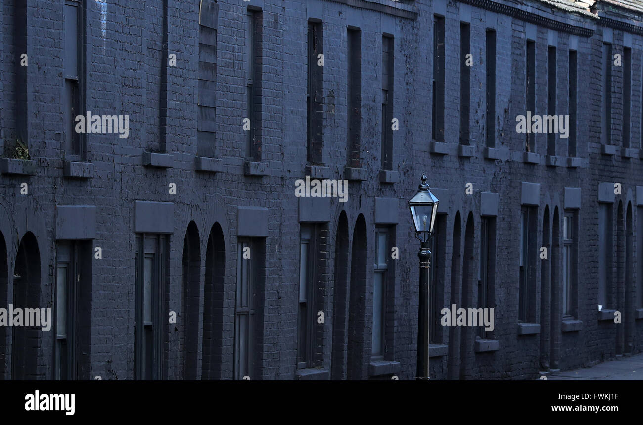 Peaky blinders street view hi-res stock photography and images - Alamy