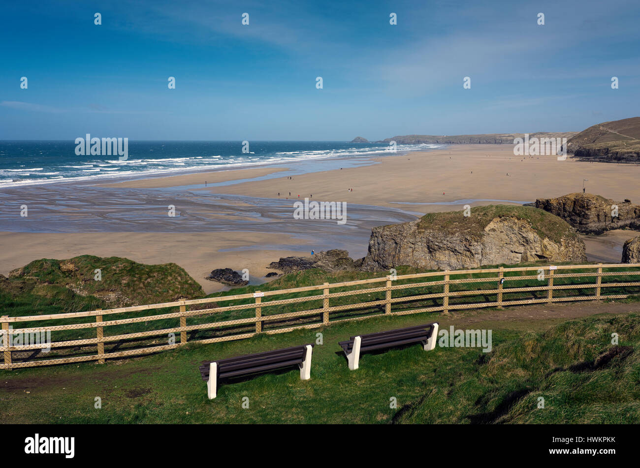 Perranporth beach low tide hi-res stock photography and images - Alamy